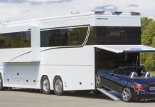 Wazuma V8M by Lazareth - A stunning trike