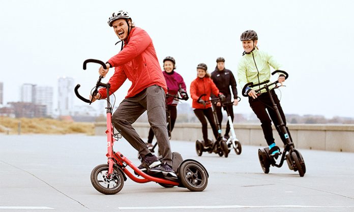 Me-Mover: A step machine on wheels for an efficient full-body workout