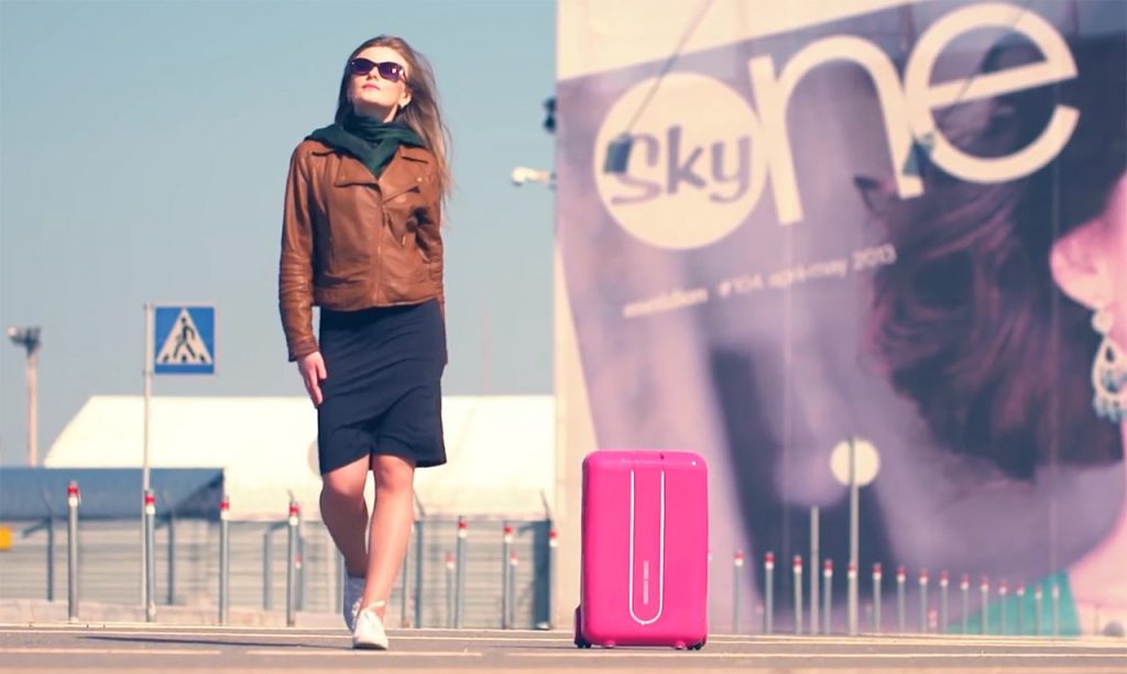 Travelmate: Fully autonomous suitcase and robot assistant