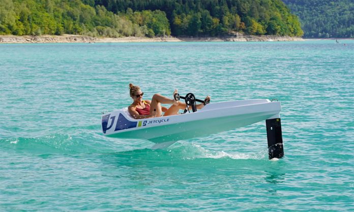 Jetcycle hydrofoil: The recumbent bike that soars over water