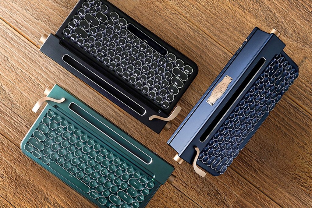 Fineday 3.0 Bluetooth keyboard revives the iconic typewriter experience