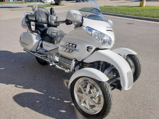The three-wheel motorcycle conversion that lets you lean