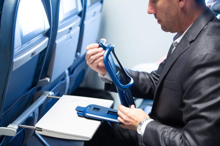 The HypNap TruRest: Embrace a unique sleep experience on economy flights