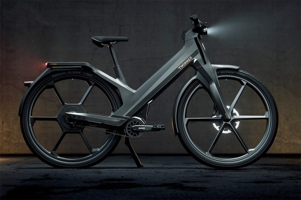 Thömus Twinner T1 Pro: Carbon craftsmanship meets futuristic functionality