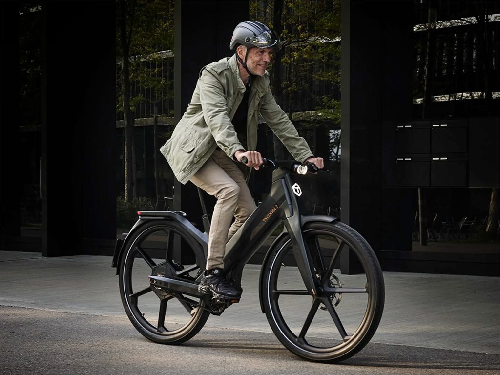 Thömus Twinner T1 Pro: Carbon craftsmanship meets futuristic functionality