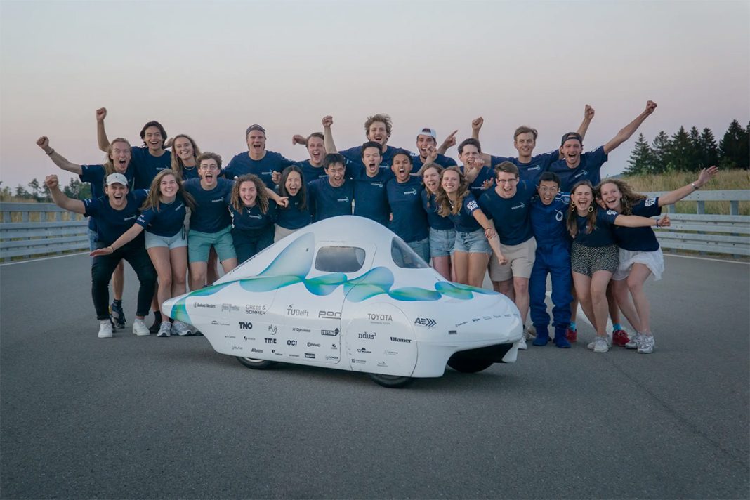 Eco-Runner's hydrogen city car concept sets Guinness distance record