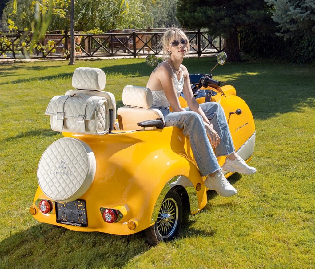Lámpago electric trike: A blend of vintage design and modern mobility