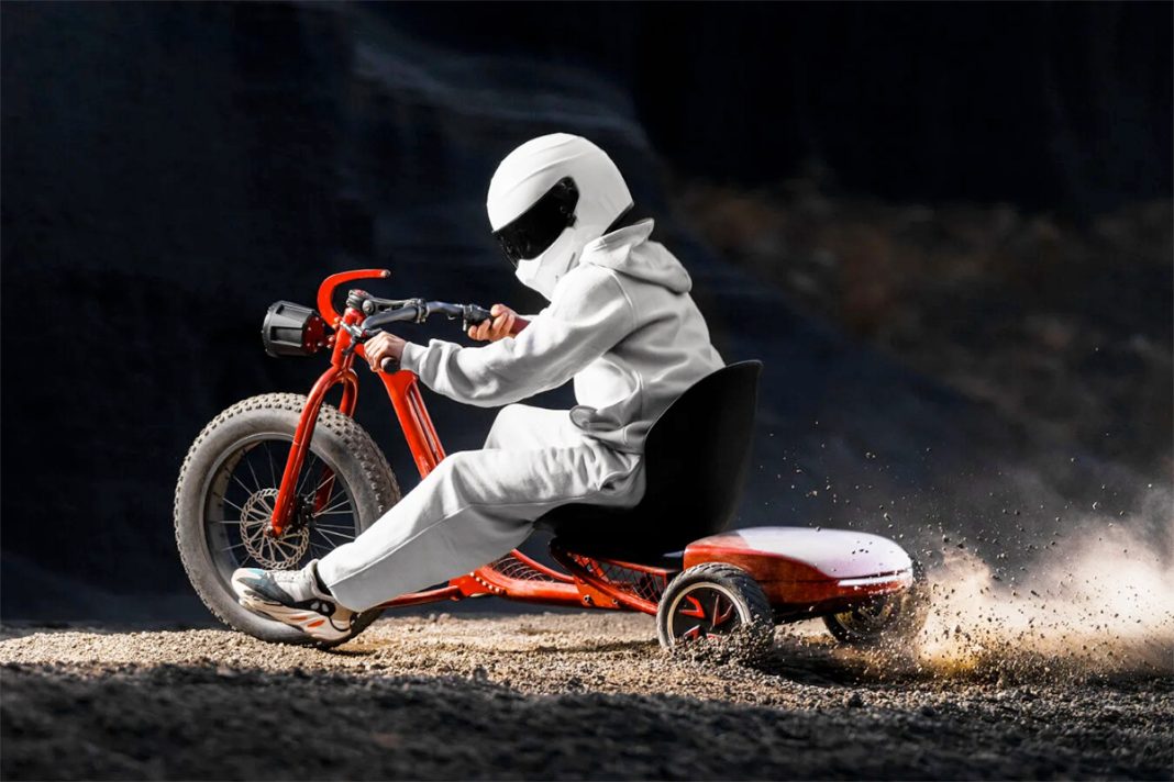 Long-range e-trike with puncture-proof tires is designed for sand ...