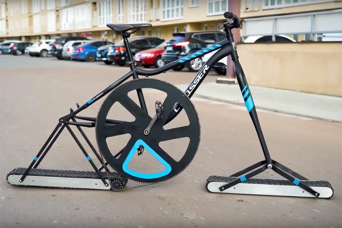 "Bike on Tracks": The ingenious experimentation with wheel-less bicycles