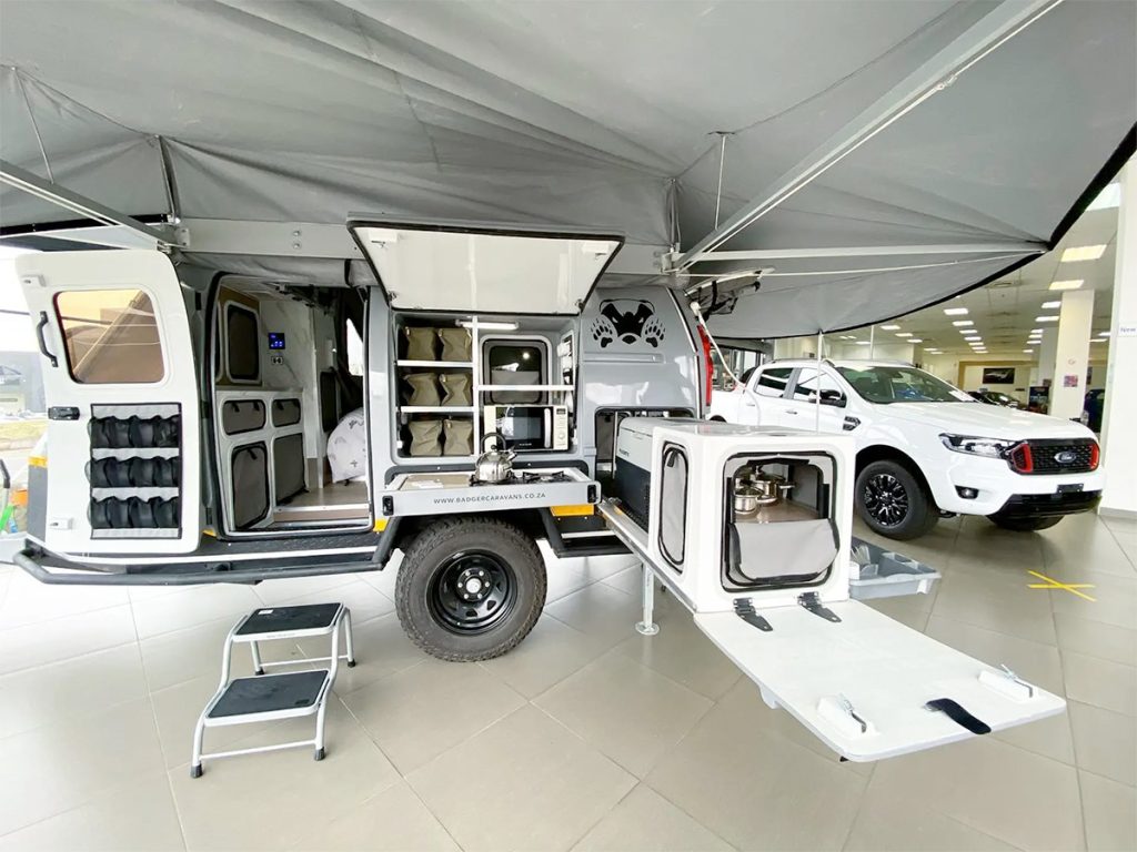 Badger Extreme camper trailer features an innovative expanding roof