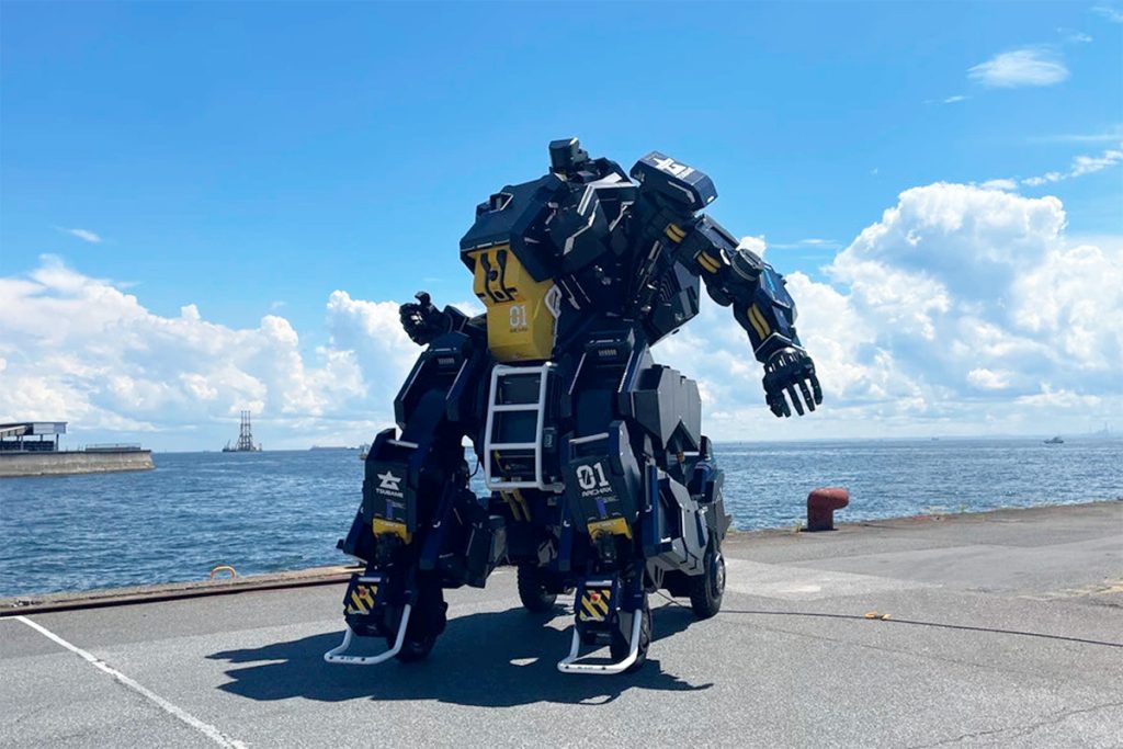 Pilot your own transforming Archax mecha robot