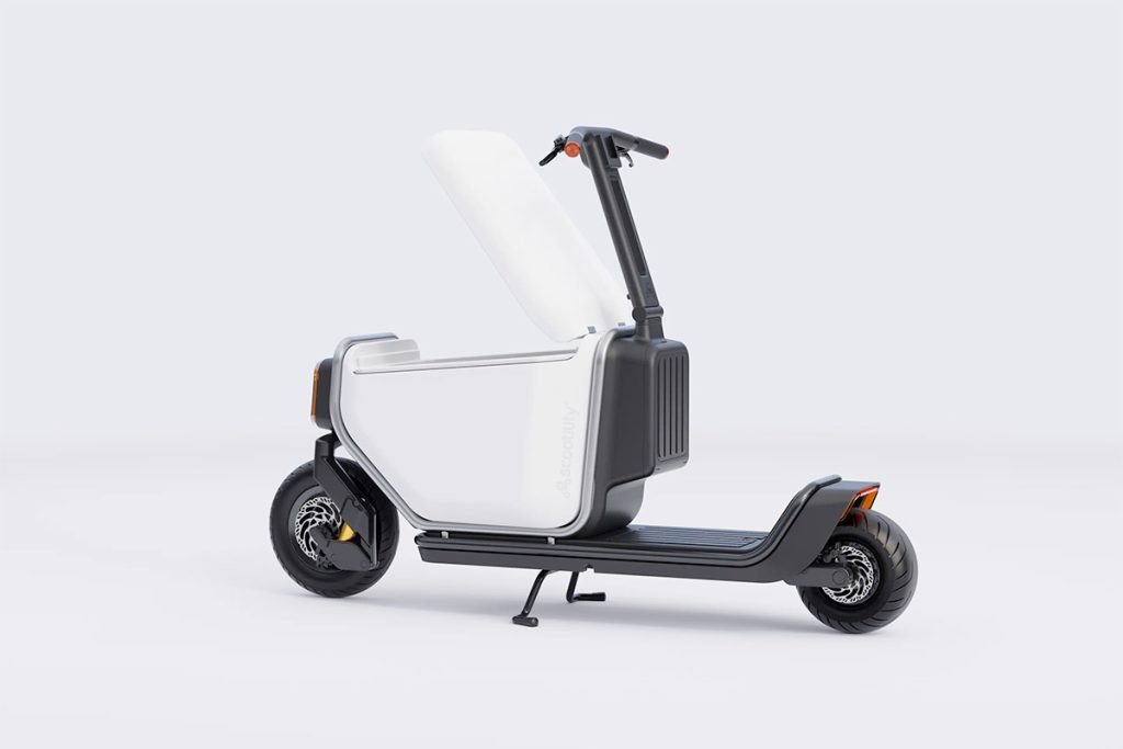Scootility utility e-scooter features a fast-swappable cargo box