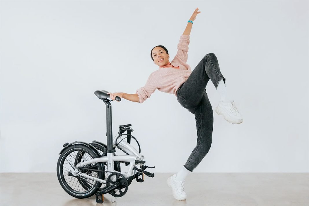 Volt Lite: The convenient folding e-bike for urban commutes