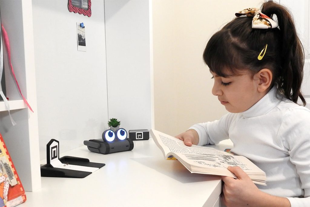 Cute companion robot transforms desktops into interactive learning labs