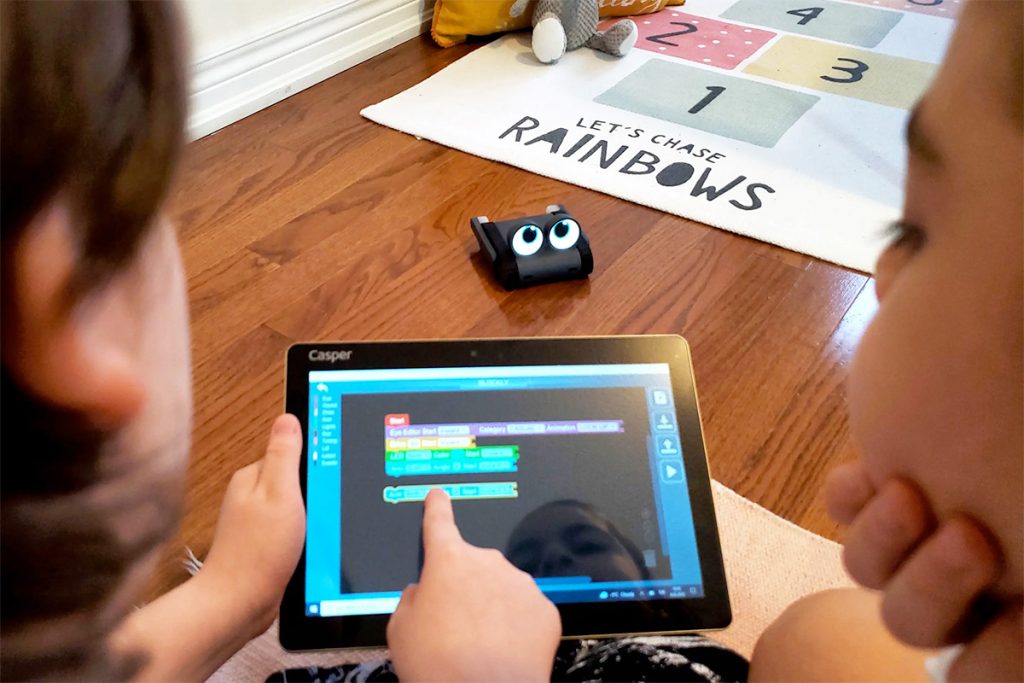 Cute companion robot transforms desktops into interactive learning labs
