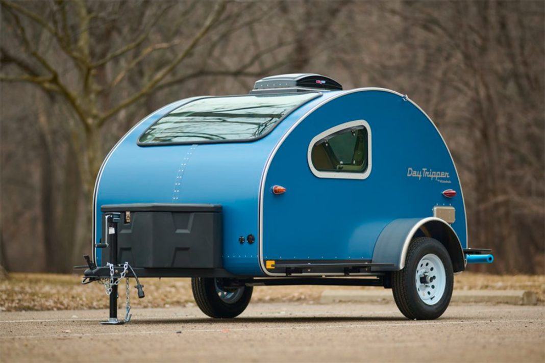 The Vistabule Daytripper is a compact teardrop trailer for minimalist ...