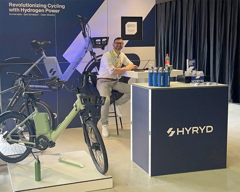 Hydrogen fuel-cell ebikes: Instant recharging for effortless mobility