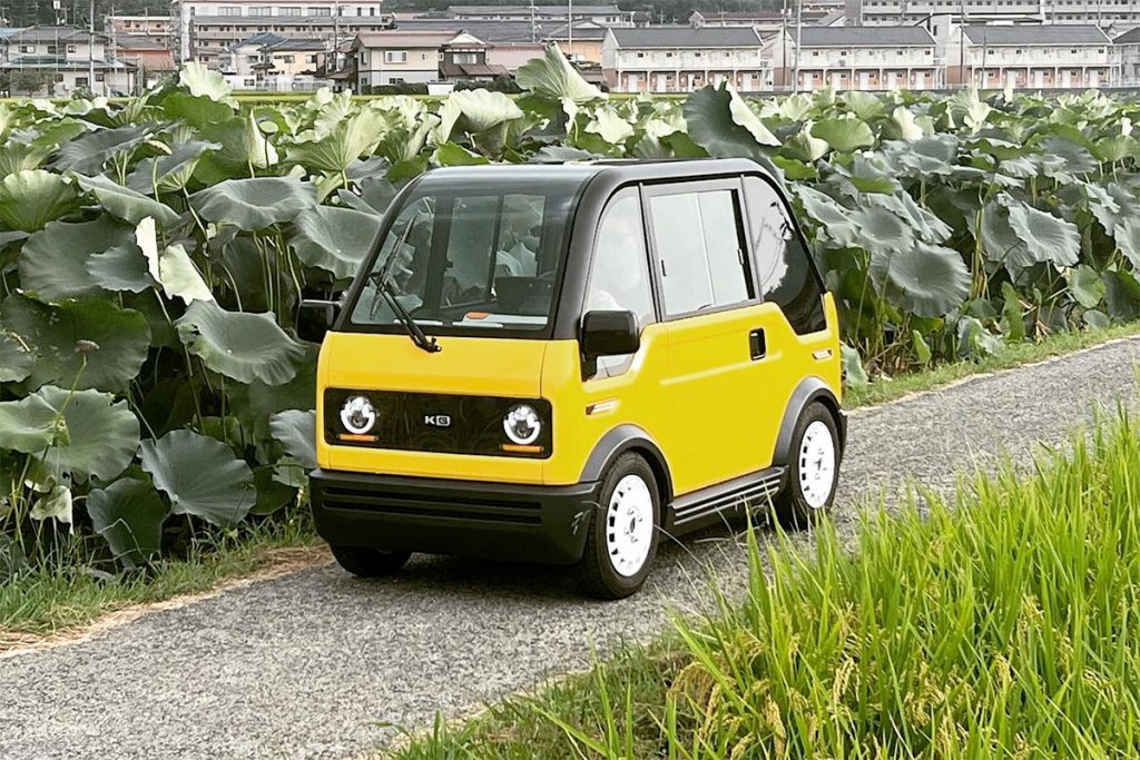Single-seat tiny EV for the modern city dweller