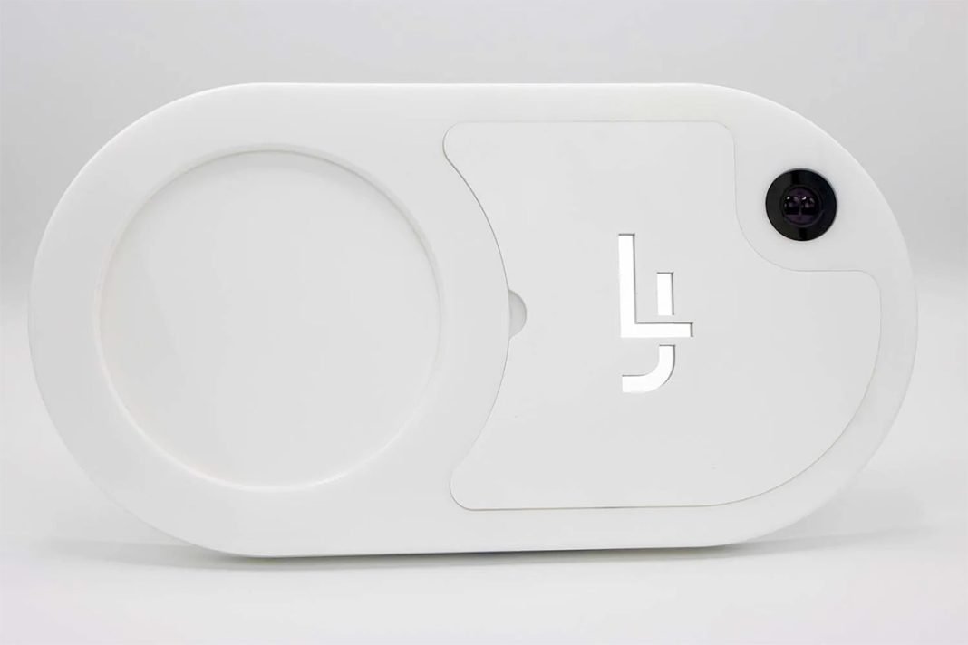 World’s first vacuum-powered laundry chute