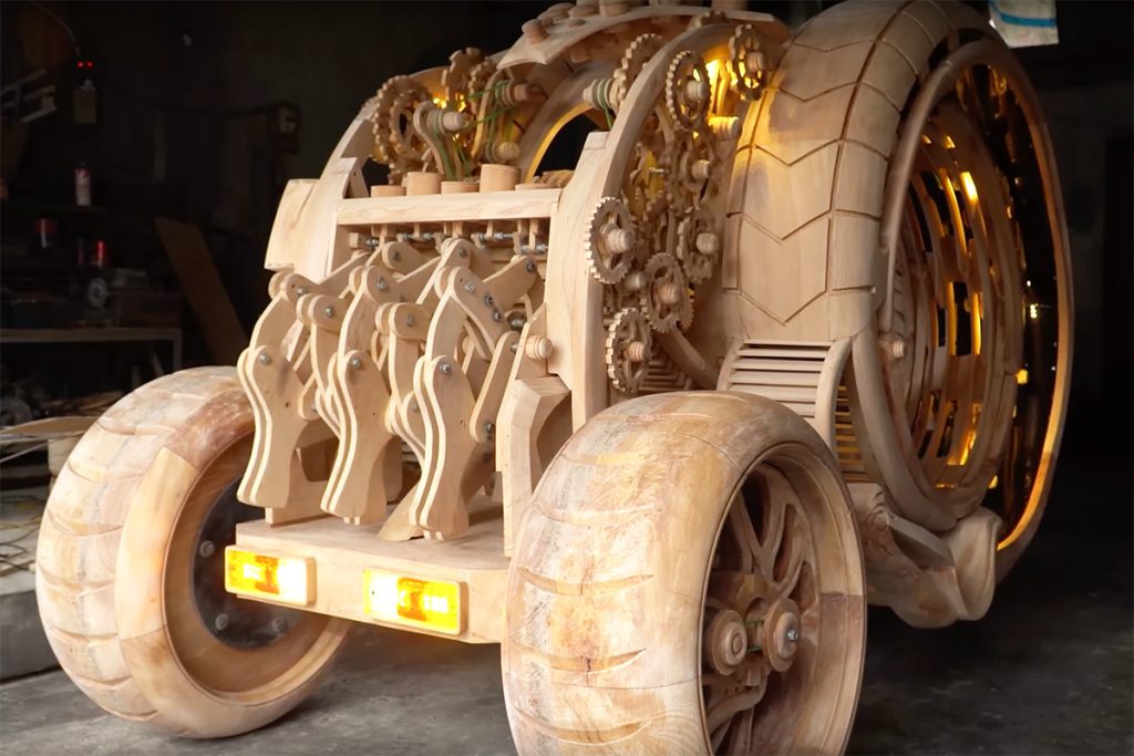Bizarre wooden vehicle rolls on the streets of Vietnam
