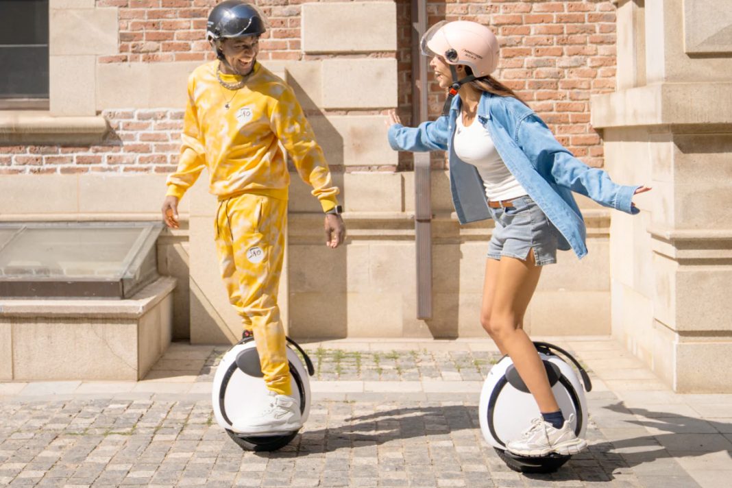 User-friendly INMOTION E20 electric unicycle redefines micromobility