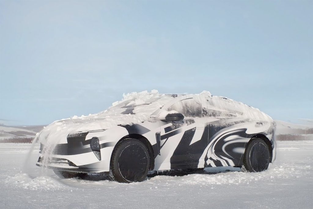 Nio ET9’s SkyRide suspension shakes off snow, glides over bumps