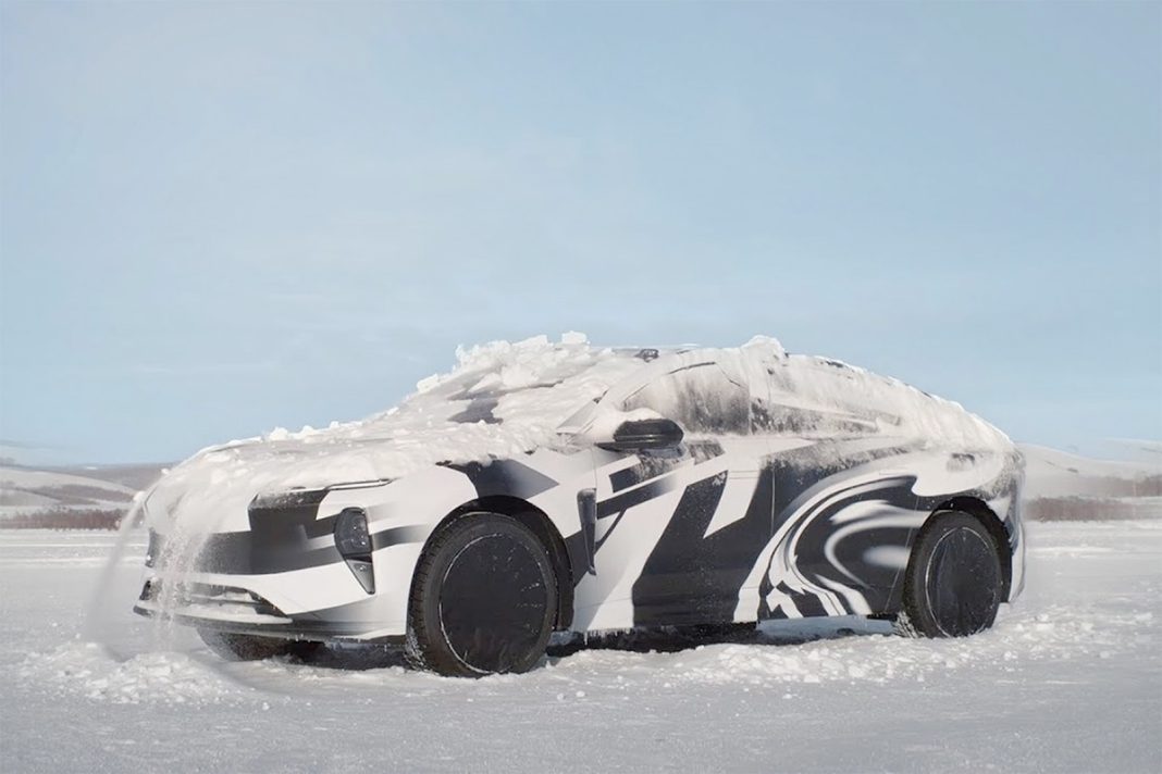 Nio ET9’s SkyRide suspension shakes off snow, glides over bumps