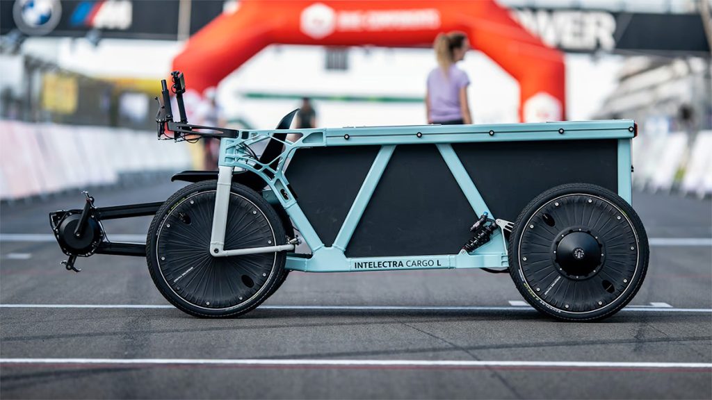Pedal-by-wire cargo cycle is a heavy-duty solution for urban hauling