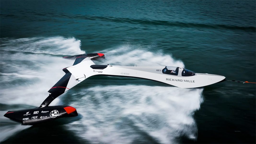 SP80: Innovative sailboat aiming to break the world speed record