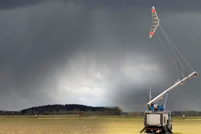 Tethered flying kite harnesses high-altitude wind energy