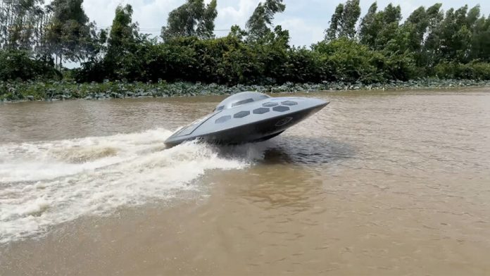 Craftsman builds functional UFO jet boat that zooms through water