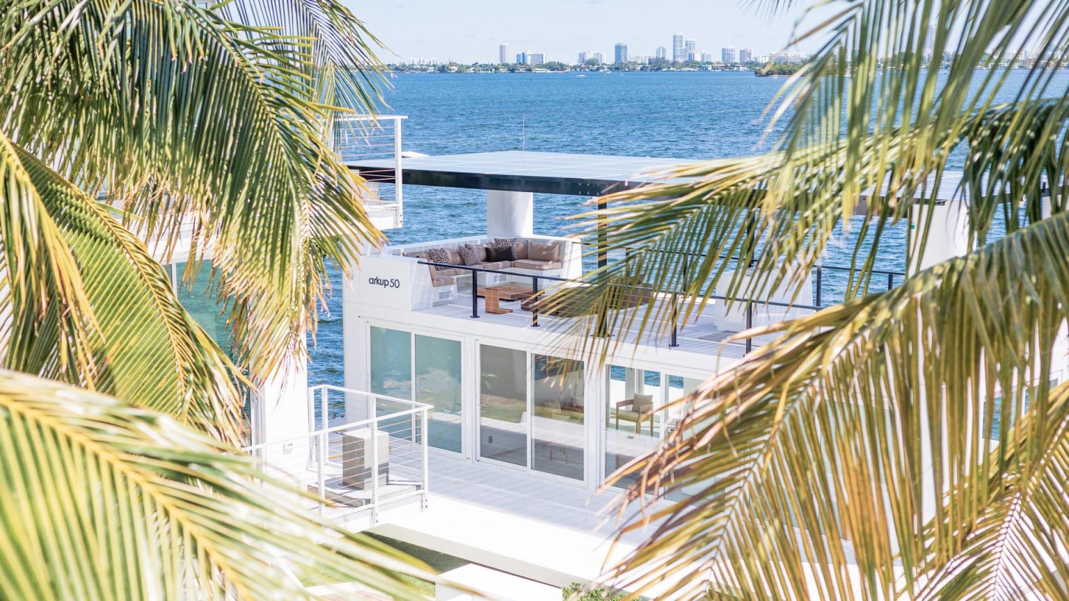 Arkup unveils solar-powered modular houseboat with Starlink connectivity