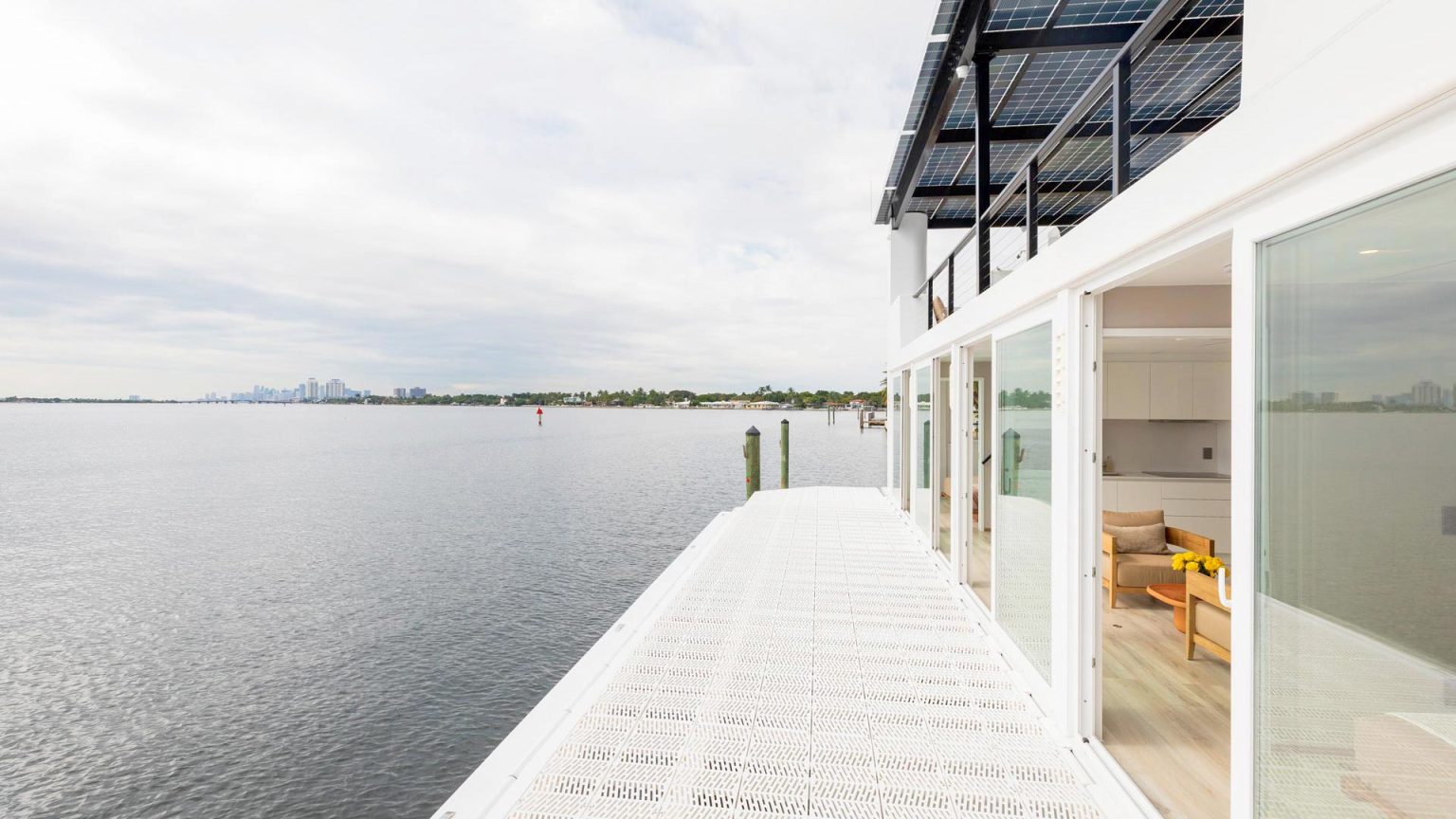 Arkup unveils solar-powered modular houseboat with Starlink connectivity