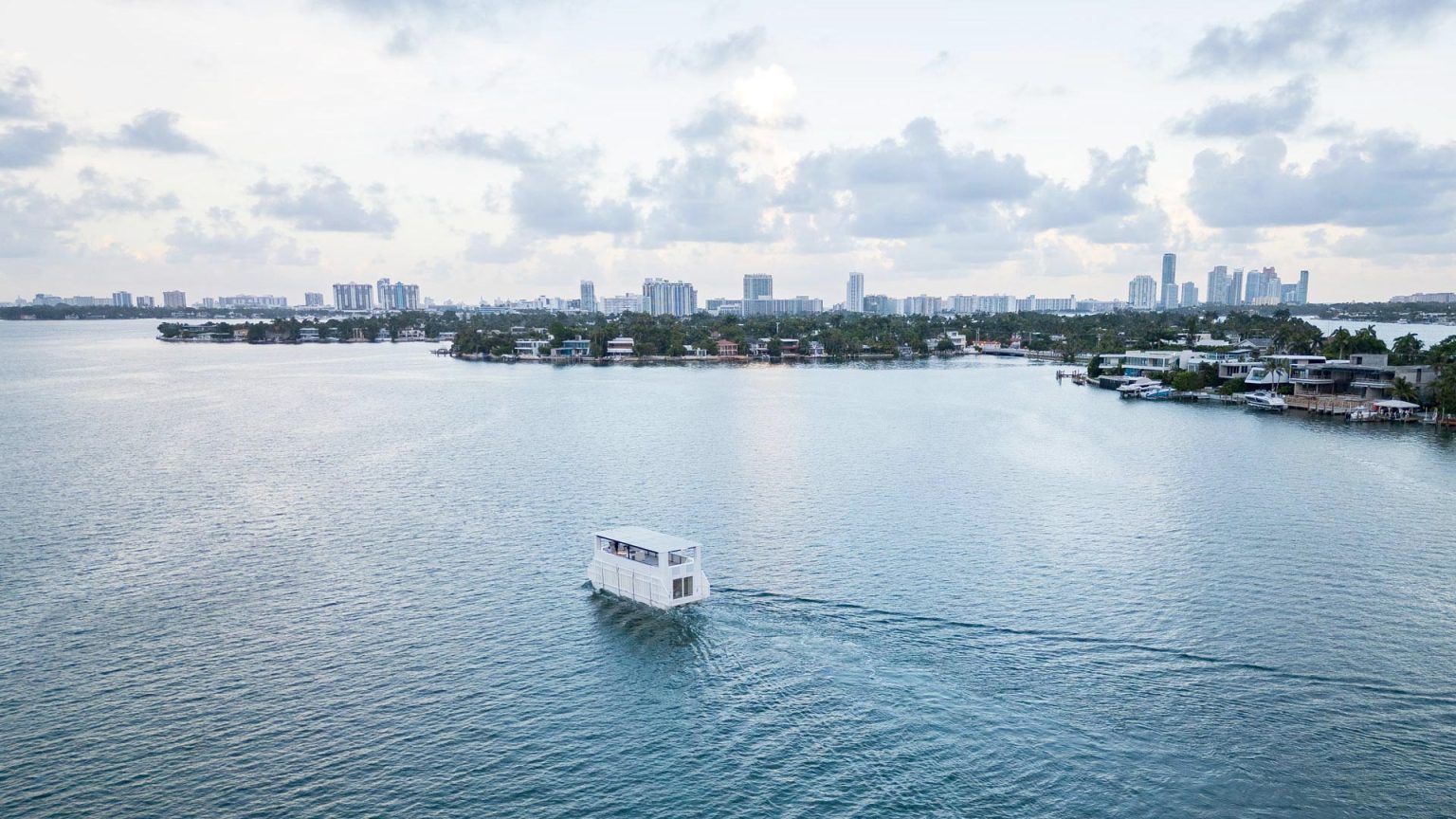 Arkup unveils solar-powered modular houseboat with Starlink connectivity