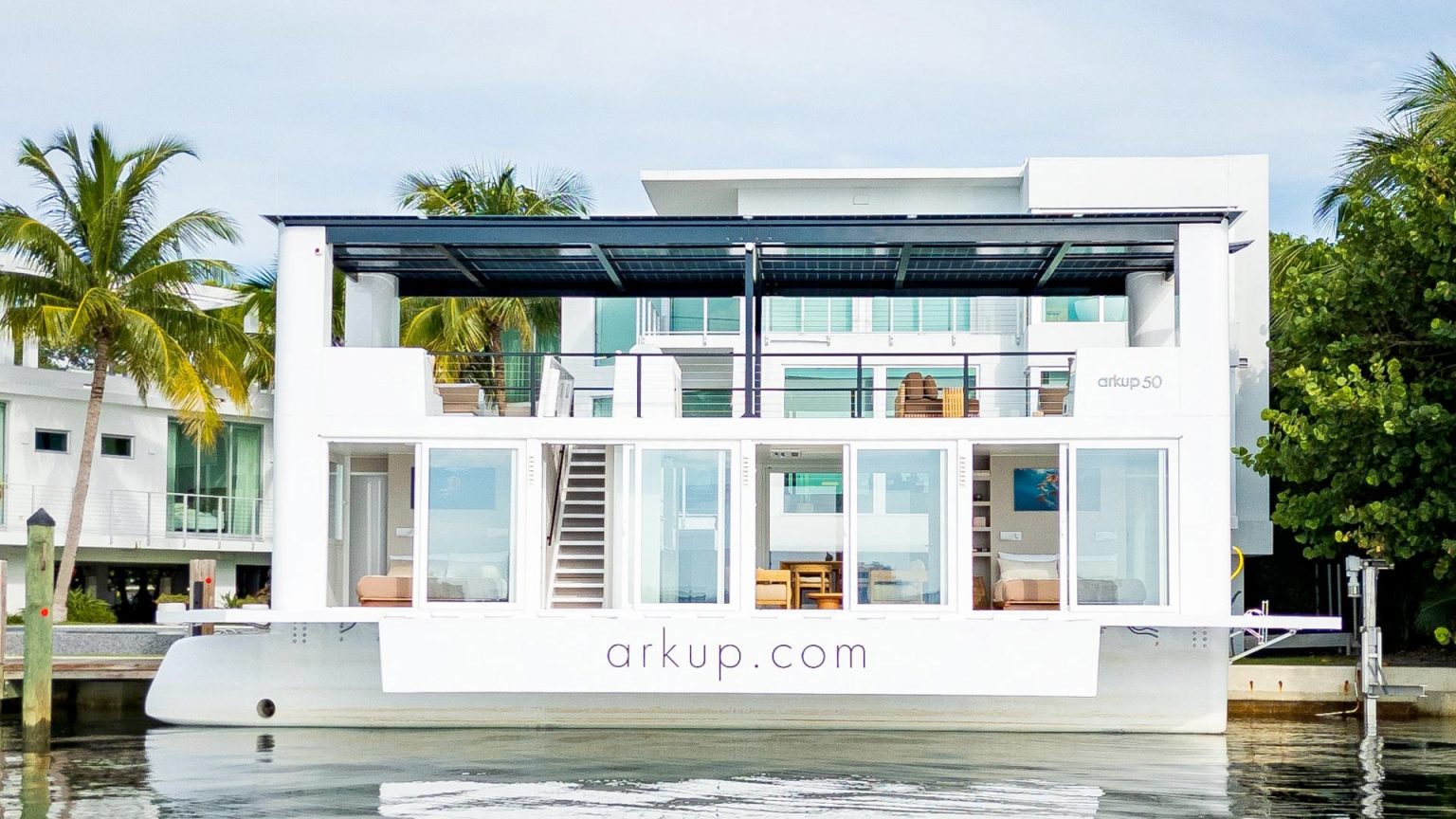 Arkup unveils solar-powered modular houseboat with Starlink connectivity