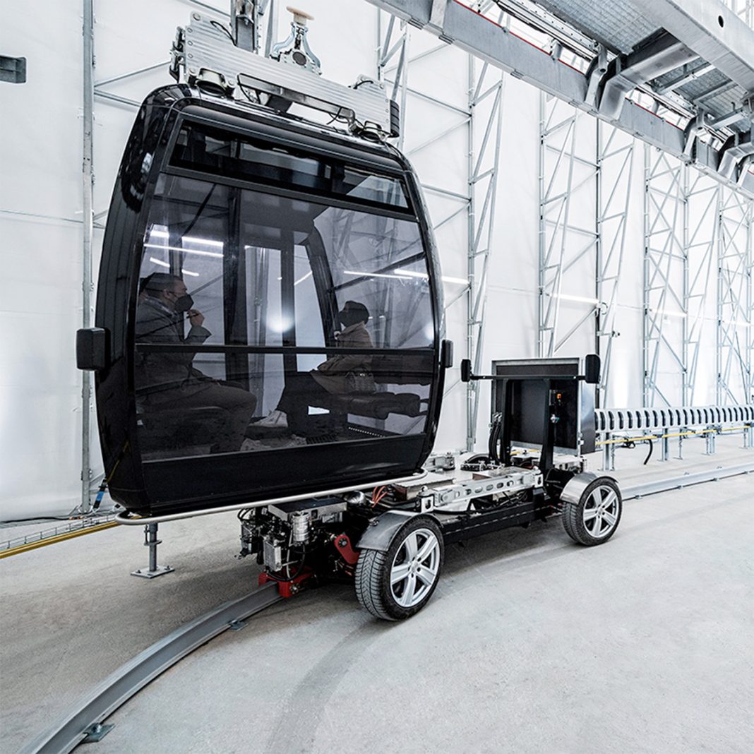 Hybrid solution combines aerial ropeway with autonomous ground vehicle