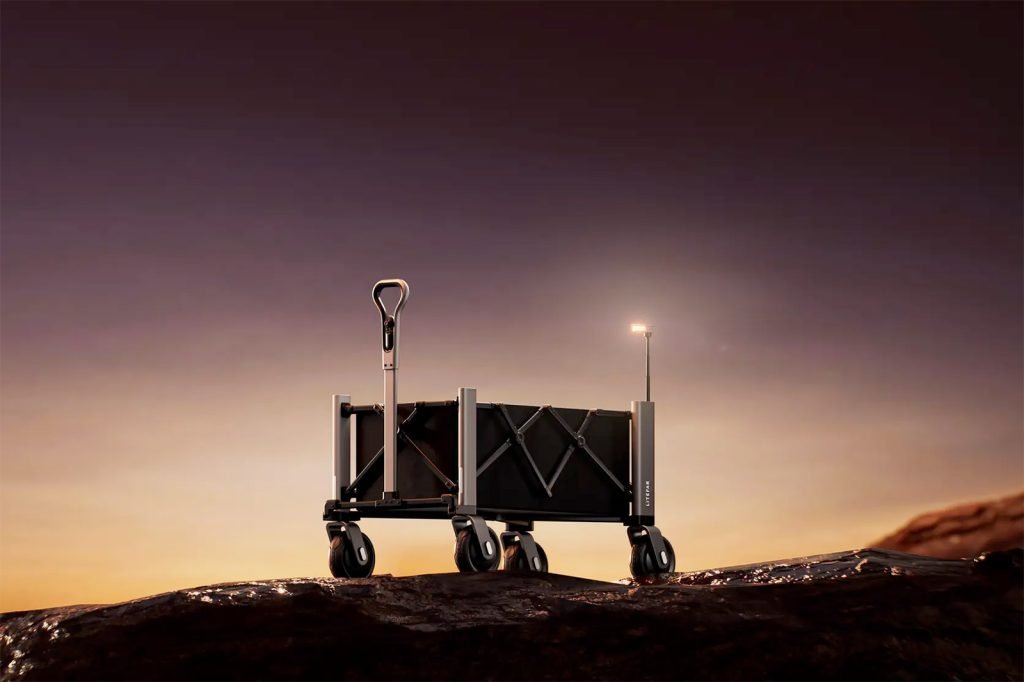 Remote-controlled motorized wagon is a smarter way to haul heavy loads