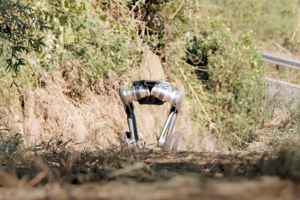 Wheeled robodog tackles extreme terrain at high speed