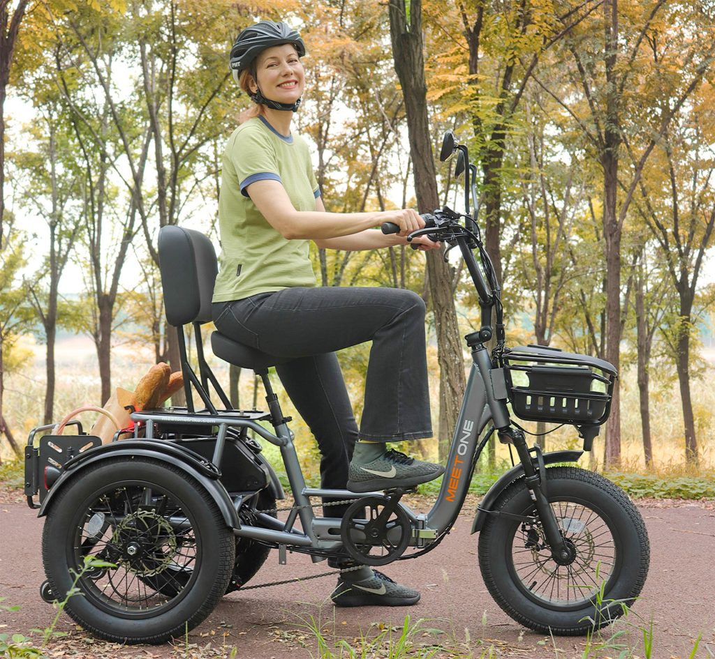 2,400-watt dual-motor e-trike offers comfort and power