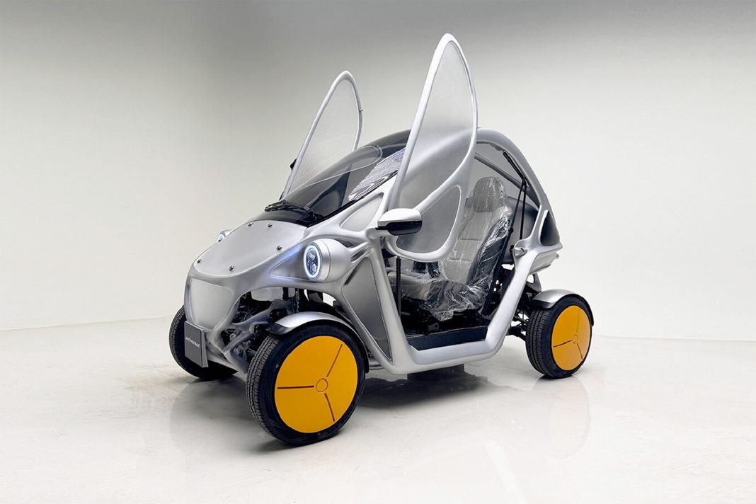3D-printed micro metal car with AI mood detection and modular design