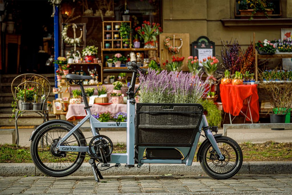 Front-loading cargo ebike folds to half its size between hauls