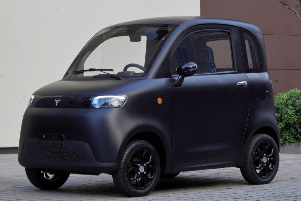 Compact electric vehicle designed for drivers as young as 14