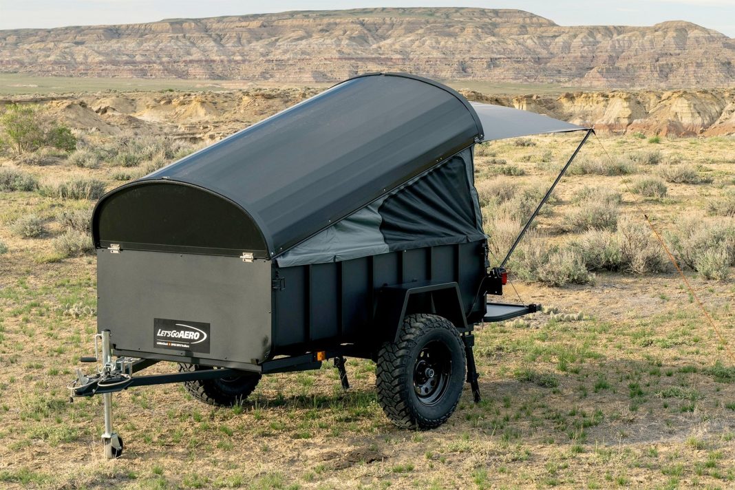 Simple pop-up Crashpad camper is the simplest tiny trailer on wheels