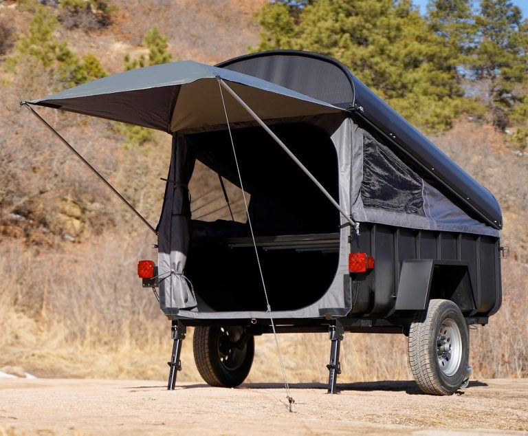 Simple pop-up Crashpad camper is the simplest tiny trailer on wheels
