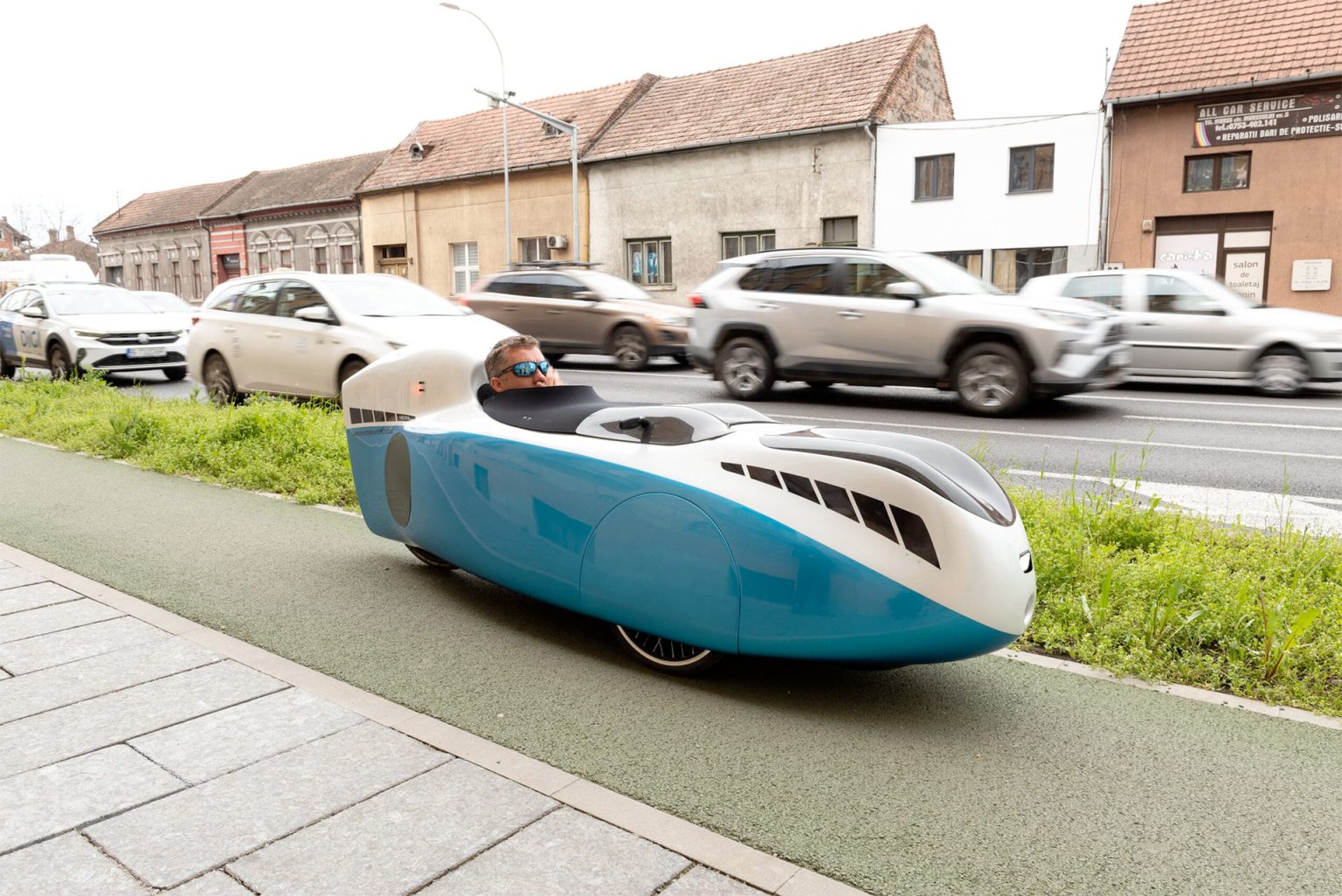 Velomobile built for speed, efficiency, and open-road endurance