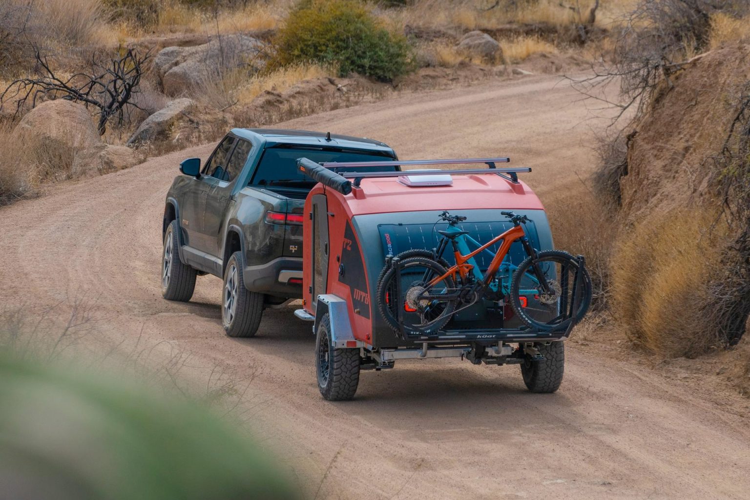 Clever teardrop trailer is a dedicated mobile base camp for mountain bikers