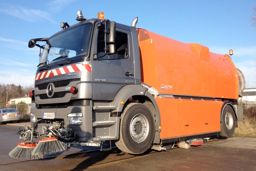 Rail cleaning vehicle with road-rail capability for tram and metro ...
