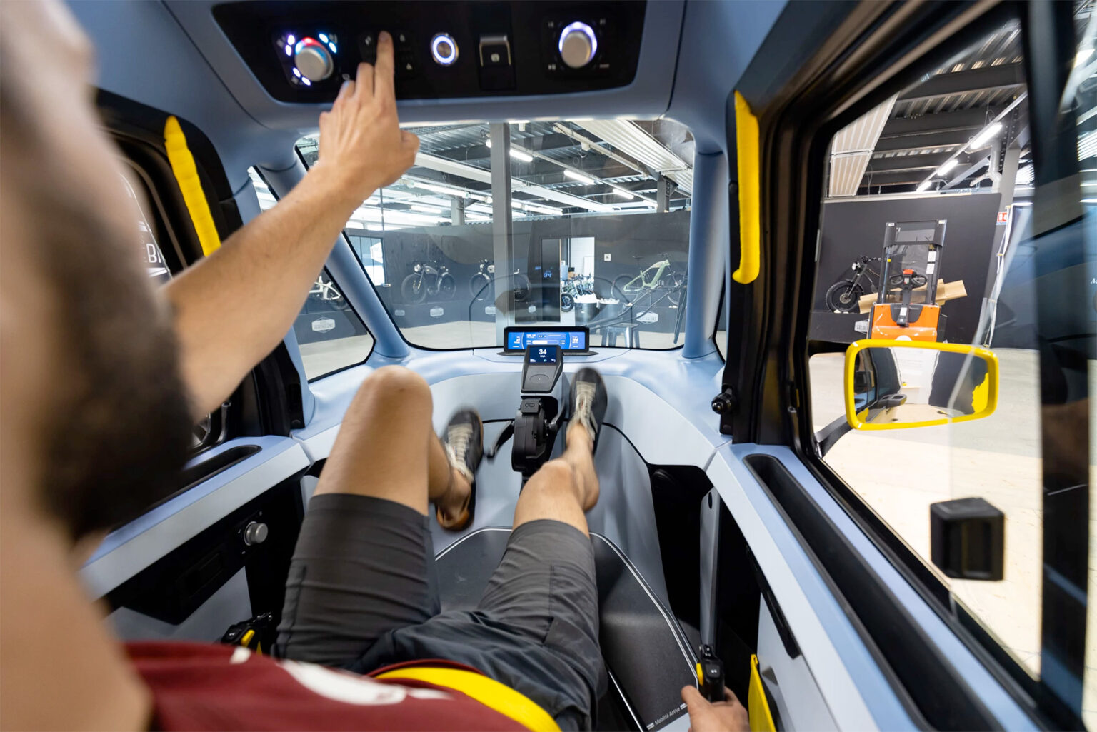 French startup Cixi unveils chainless, three-wheeled pedal vehicle ...