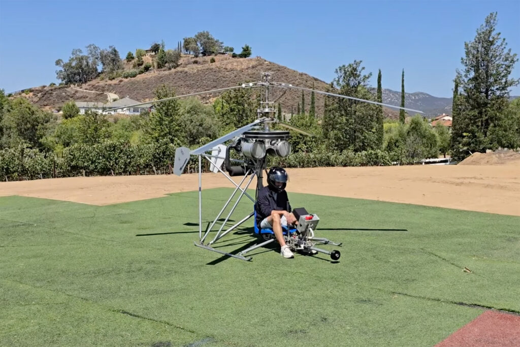 Ultralight helicopter can be flown without a license in the U.S.